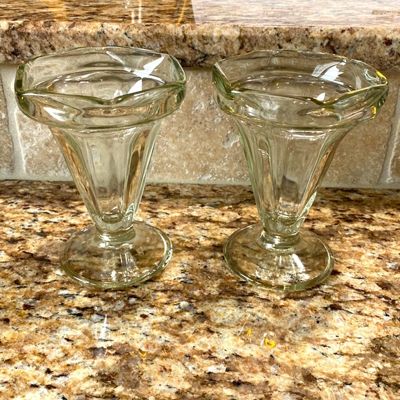 Dining | 2 Large Sundae Glasses No Chips Or Scratches Never Used | Poshmark